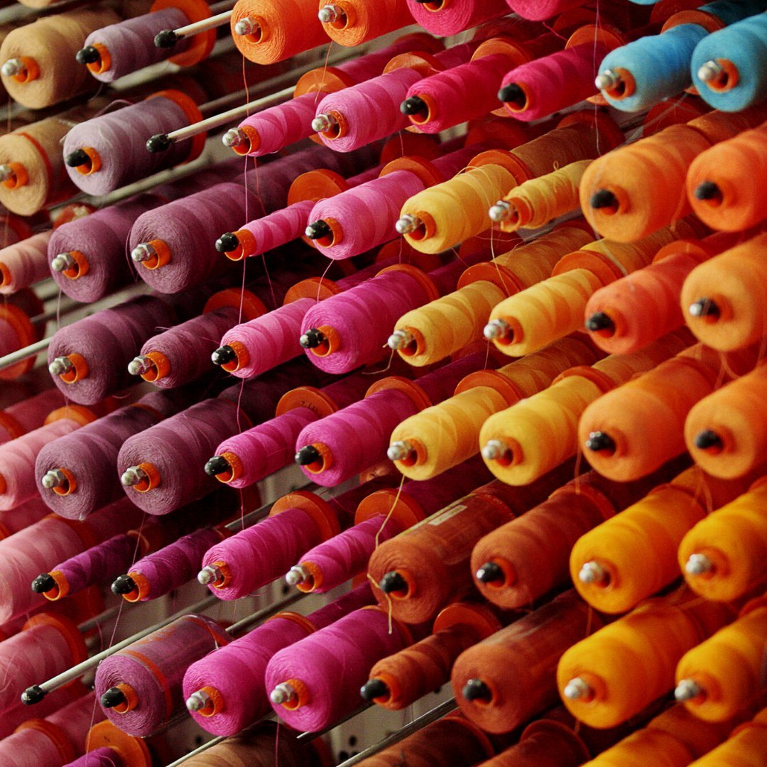 Thread Cutterz Ring Thread Cutter Black Ceramic - Maple Leaf Quilting Company Ltd. notion Scissors